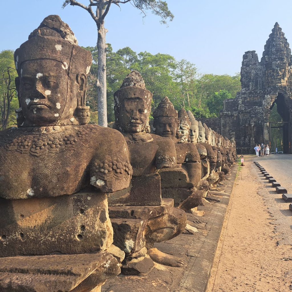 Angkor Thom Temple - Siem Reap Official Guide